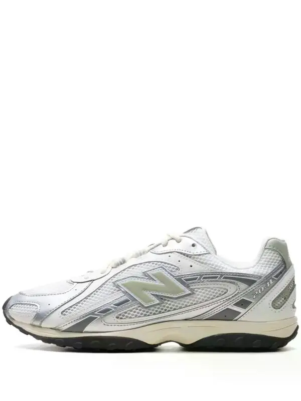 NEW BALANCE 204l Sneakers - Silver