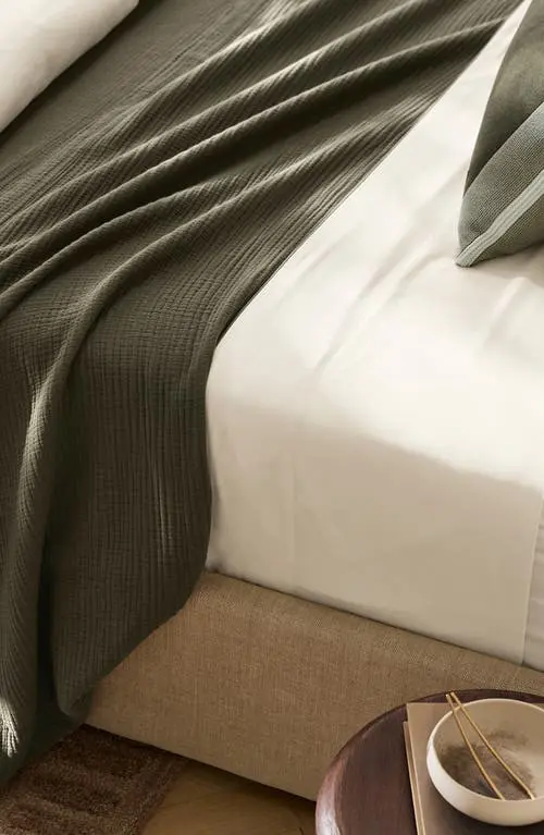 BOLL & BRANCH Dream Bed Blanket