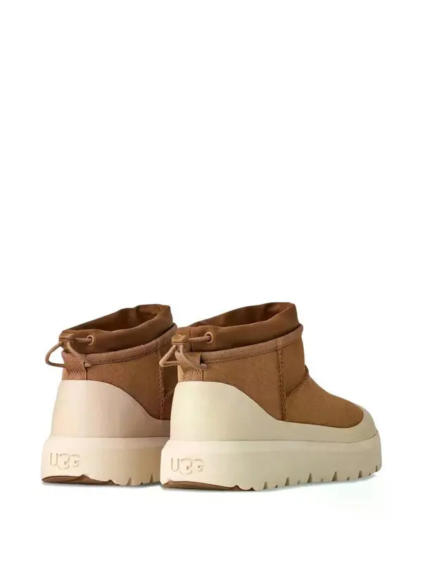 UGG Classic Ultra Logo-detail Boots