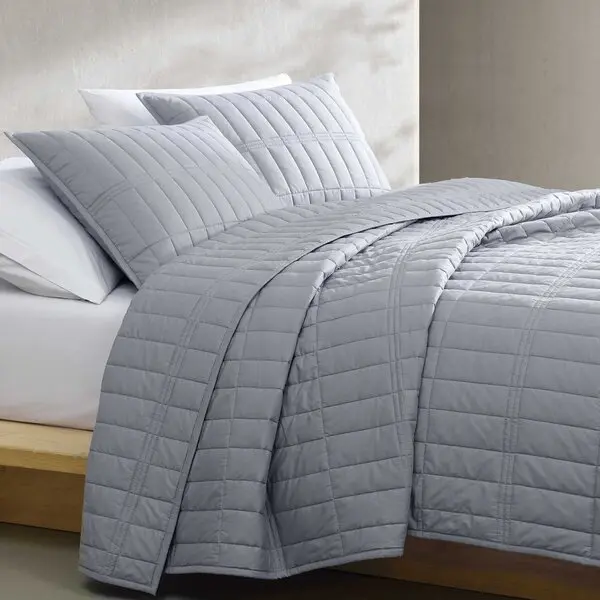 Calvin Klein Washed Percale Solid 3 Piece Quilt Set, Twin - Grey