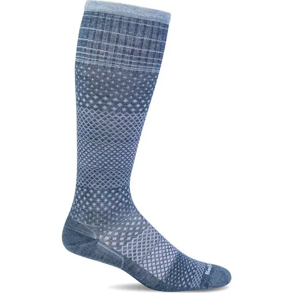SOCKWELL Diamond Pattern Knee High Compression Socks - Denim