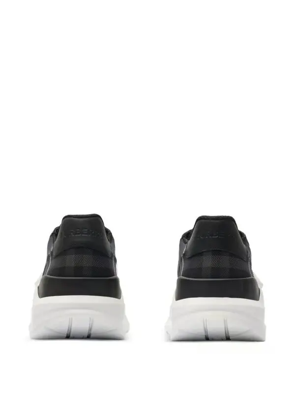 Burberry Low-top Sneakers With Checked Pattern - Black