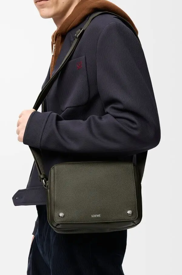 Loewe Medium Pebble Messenger Bag - Dark Khaki