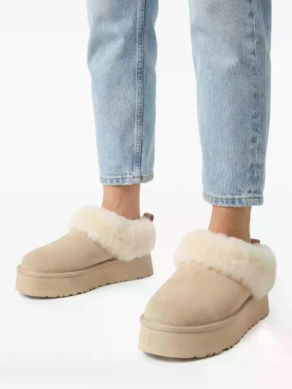 UGG Shearling Platform Boots - Neutrals