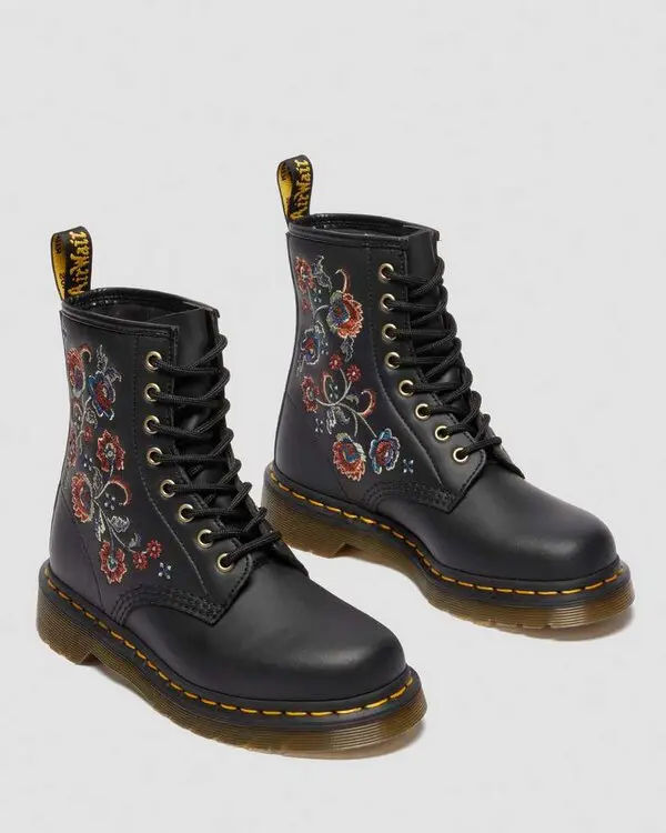 Dr. Martens 1460 Vonda Tf Boots - Black