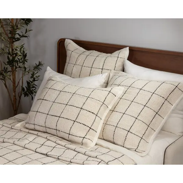 AMITY HOME Evans Coverlet, King