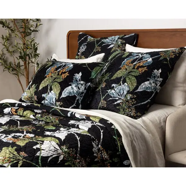 AMITY HOME Fitzgerald Quilt, King - Black