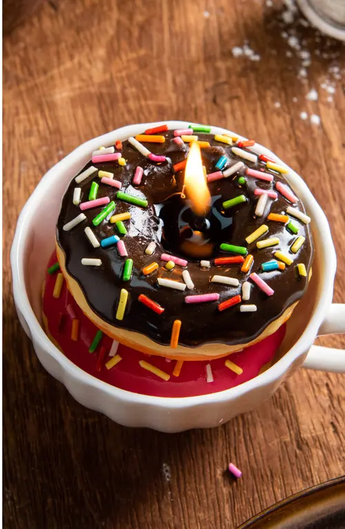 SOUTHLAKE GIFTS Doughnut Candle Set In Teacup