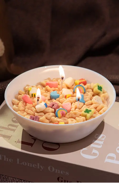 SOUTHLAKE GIFTS Lucky Charms Cereal Candle 3.0