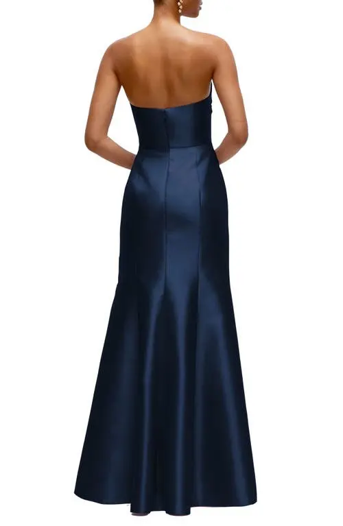 Alfred Sung Strapless Cateye V-neck Gown