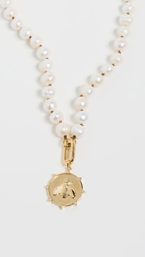 HART Pearl Necklace With Bee Pendant