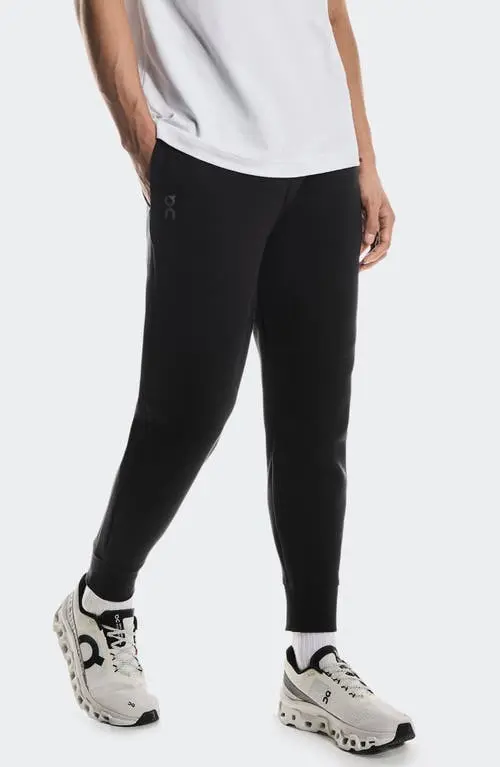 On Focus Tech Sweatpants - Black