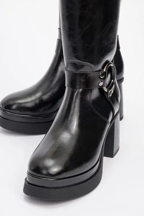PROLOGUE SHOES Block Heel Boots With Buckle And Zip - Black Faux Leather