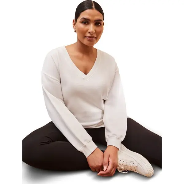 LIVE UNLIMITED V-neck Sweatshirt - Cream