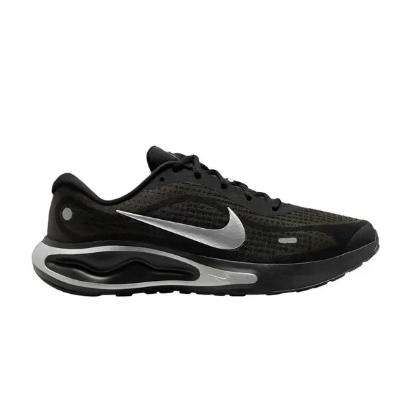 Nike Journey Run Sneakers - Black
