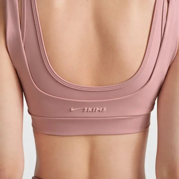 SKIMS Double Strap Scoop Bra | Black | | Nike Matte - Himalayan