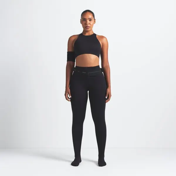 SKIMS Nike Matte Footsie Grip Legging - Obsidian