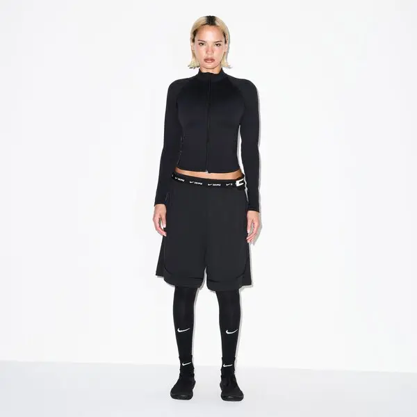 SKIMS Relaxed Airy Basketball Short - Obsidian