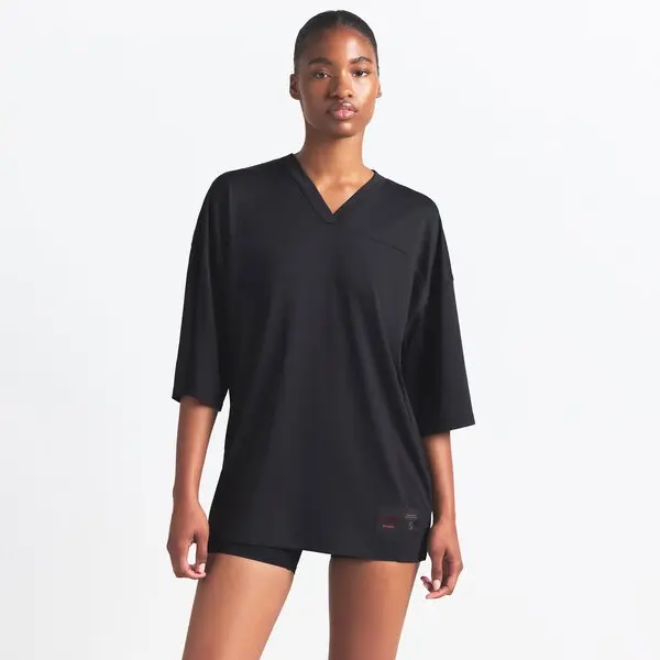 SKIMS Nike Airy V-neck Oversized Top - Obsidian