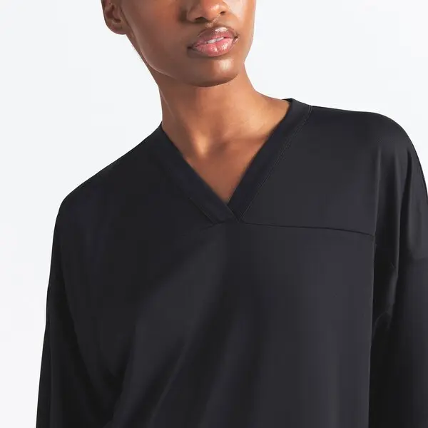 SKIMS Nike Airy V-neck Oversized Top - Obsidian