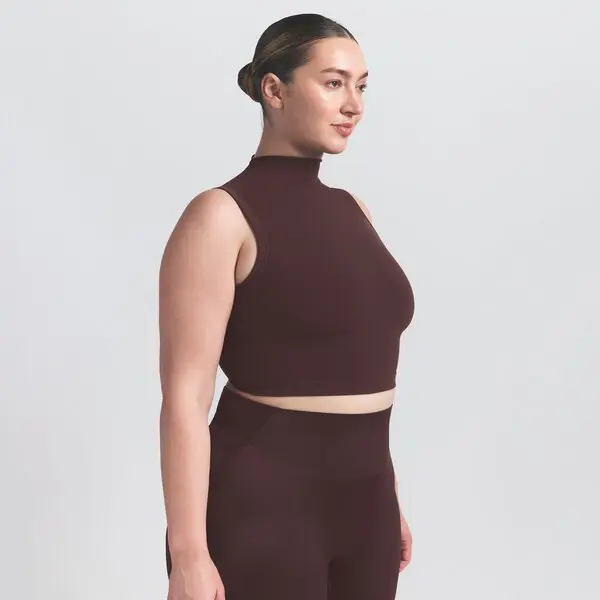 SKIMS Vintage Seamless Mock Neck Bra Top - Phoenix