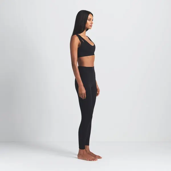 SKIMS V Line 26" Legging | Deep Neutral | | Nike Matte - Obsidian