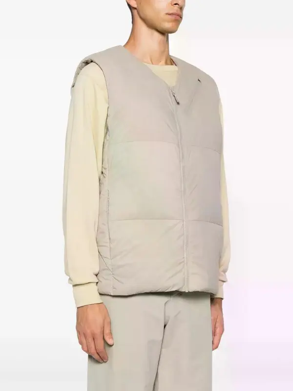 Veilance Conduit Gilet