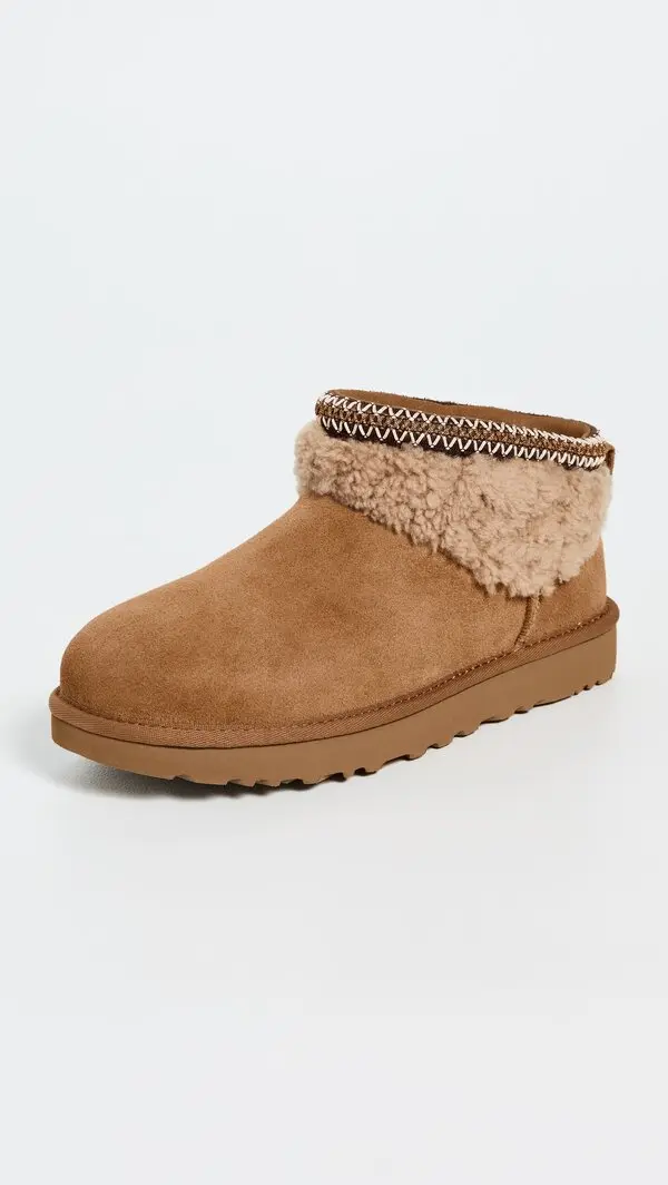 UGG Classic Ultra Mini Curly Boots