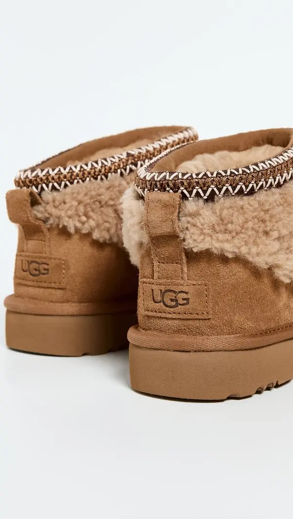 UGG Classic Ultra Mini Curly Boots
