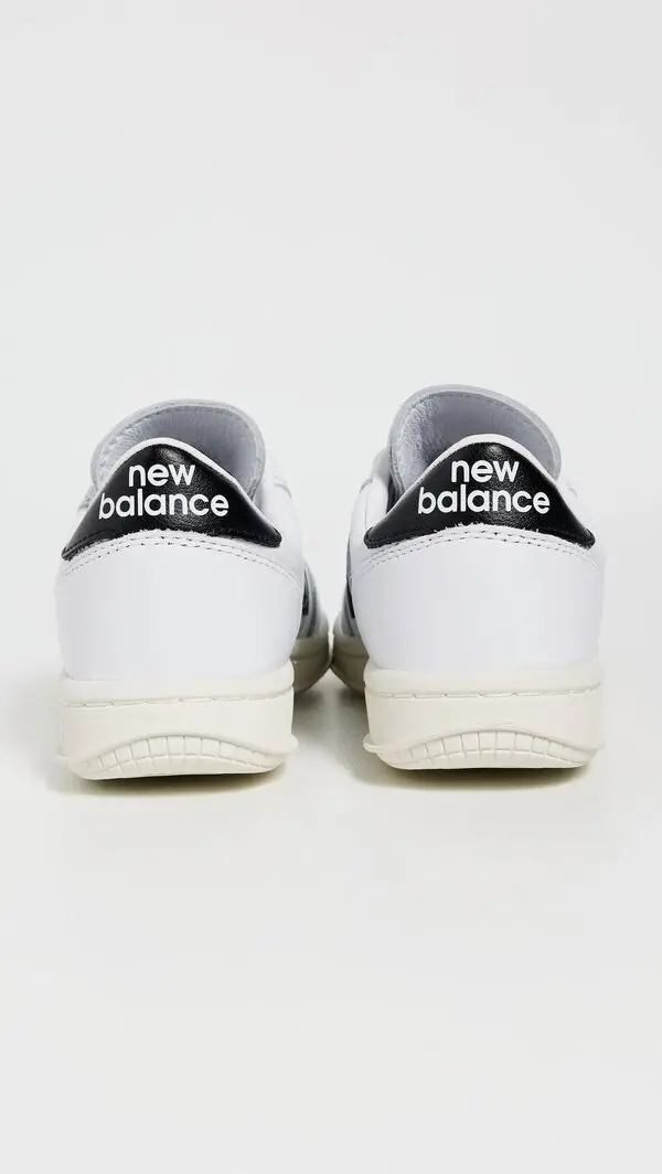 NEW BALANCE T500 Sneakers - White/black