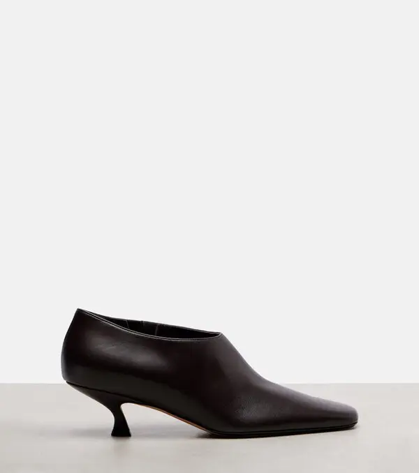 Calvin Klein Anna Leather Pumps - Brown