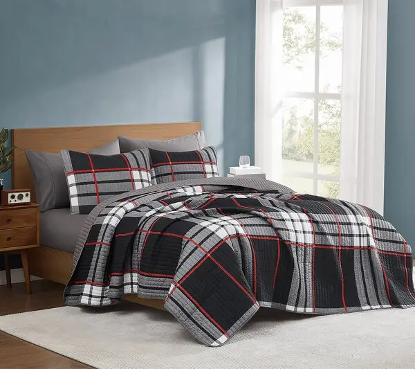 TRULY SOFT Danbury Plaid King Quilt Set
