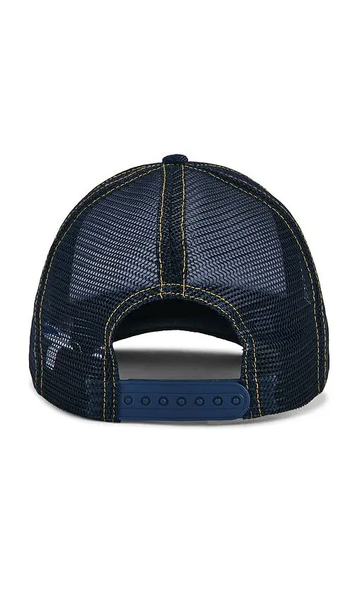 JUNGLES De Nada Trucker Cap