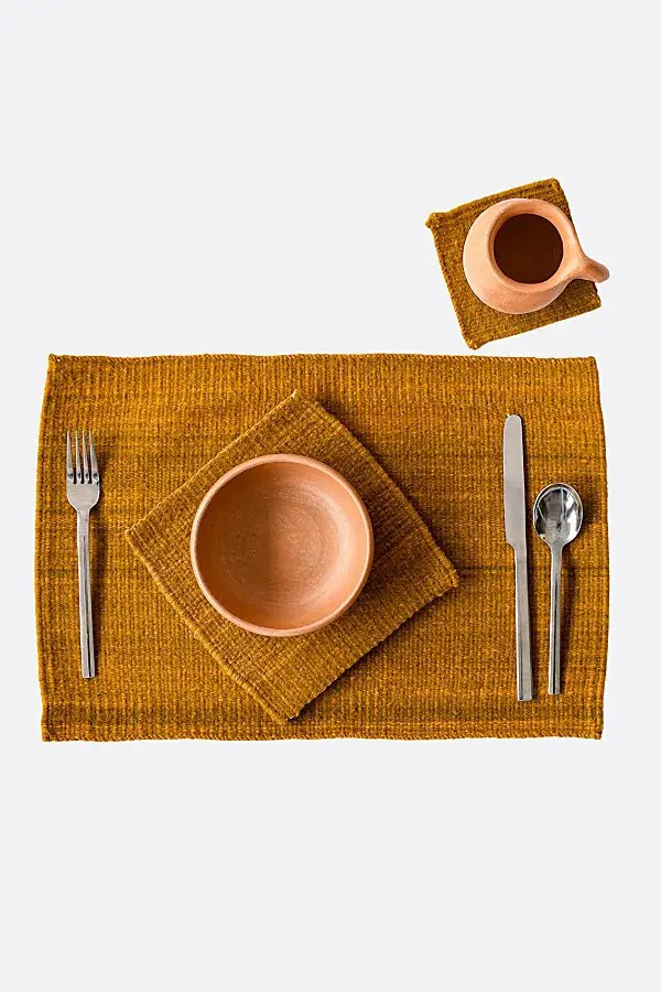 LOOM IMPORTS Handwoven Wool Placemat Set - Gold