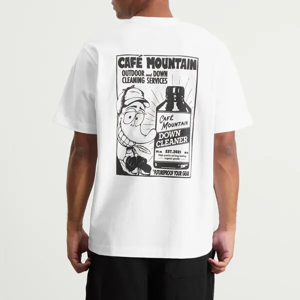 CAFÉ MOUNTAIN Down Cleaning Duck T-shirt