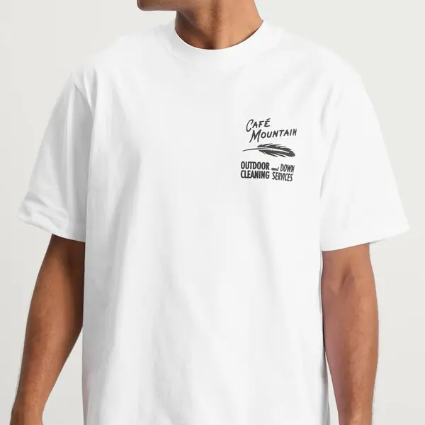CAFÉ MOUNTAIN Down Cleaning Duck T-shirt