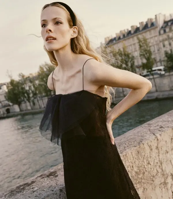 HMD Aurina Floral Lace Midi Dress With Tulle Bow - Black
