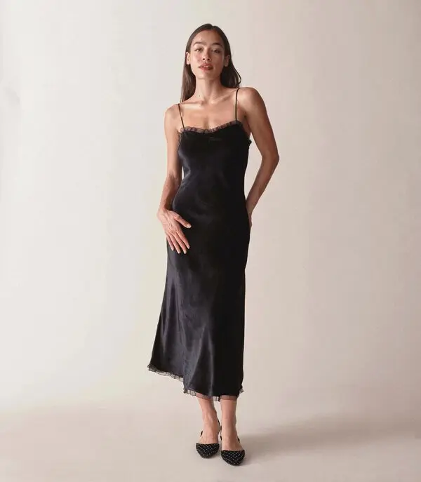 HMD Calsi Velvet Dress