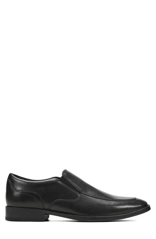 Rockport Darrek Apron Toe Slip-on Shoe