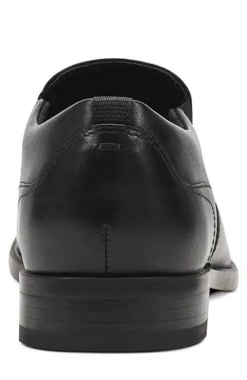 Rockport Darrek Apron Toe Slip-on Shoe