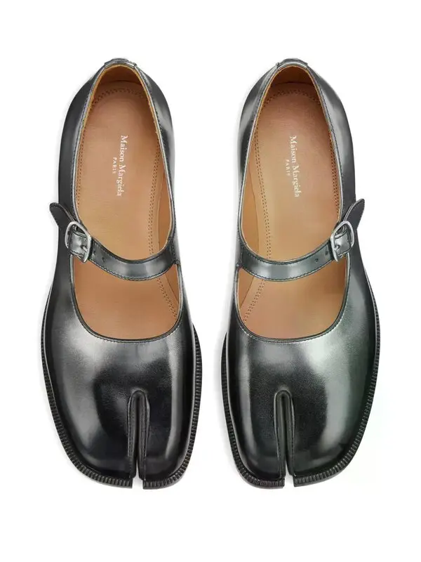 MAISON MARGIELA Tabi Buckled Mary Jane Pumps - Black
