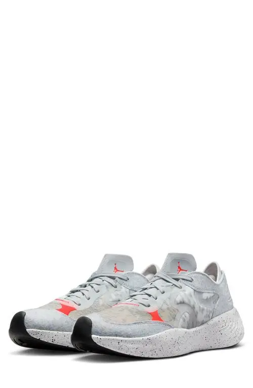 JORDAN Air Dub Zero Running Shoe - Pure Platinum/infrared/black