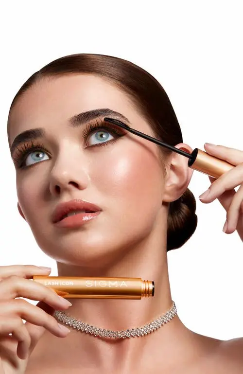 SIGMA BEAUTY Lash Icon Tubing Mascara - Black
