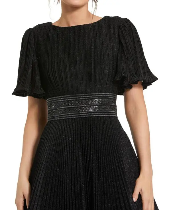 Mac Duggal Pleated Shimmering Georgette Flutter Sleeve Gown - Black
