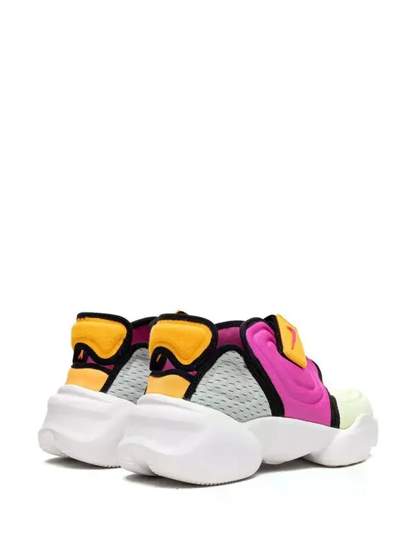 Nike Aqua Rift Split Toe Sneakers - Pink