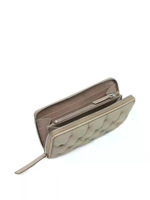 MAISON MARGIELA Glam Slam Continental Wallet - Neutrals