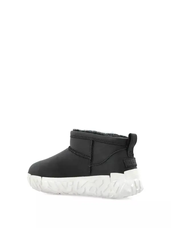 UGG Classic Ultra Mini Wrap Tech Boots - Black