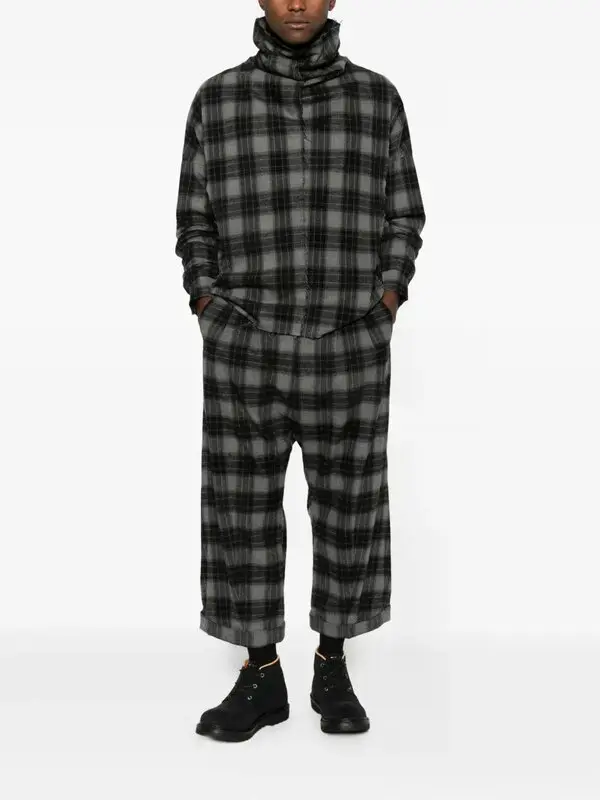 INDIVIDUAL SENTIMENTS Roll-neck Plaid Sweatshirt