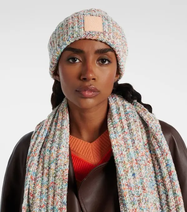 Loewe Logo Wool And Cashmere-blend Beanie