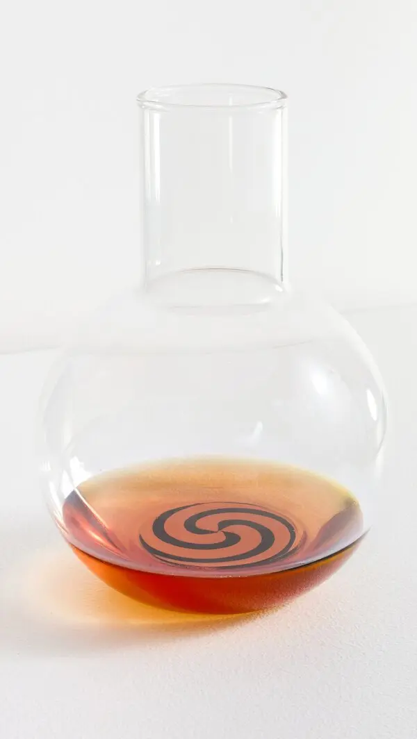 FAZEEK Swirl Carafe